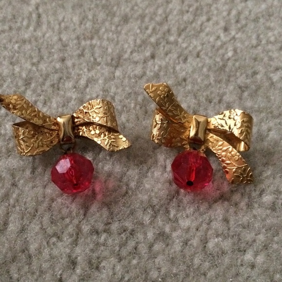Jewelry | Vintage Gold Tone Bow Pins | Poshmark